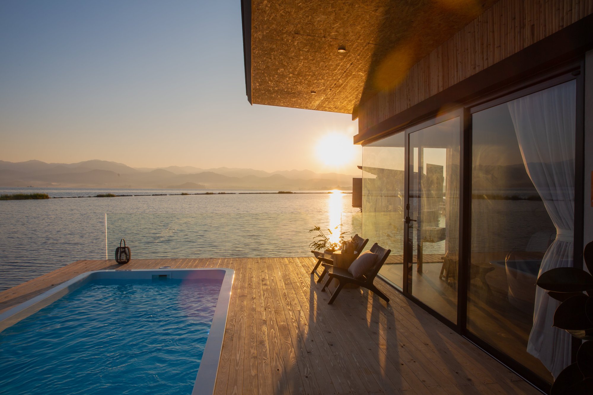 Z9 Resort สถาปัตยกรรมลอยน้ำที่กลมกลืนกับธรรมชาติ ผลงานจาก Dersyn Studio ...